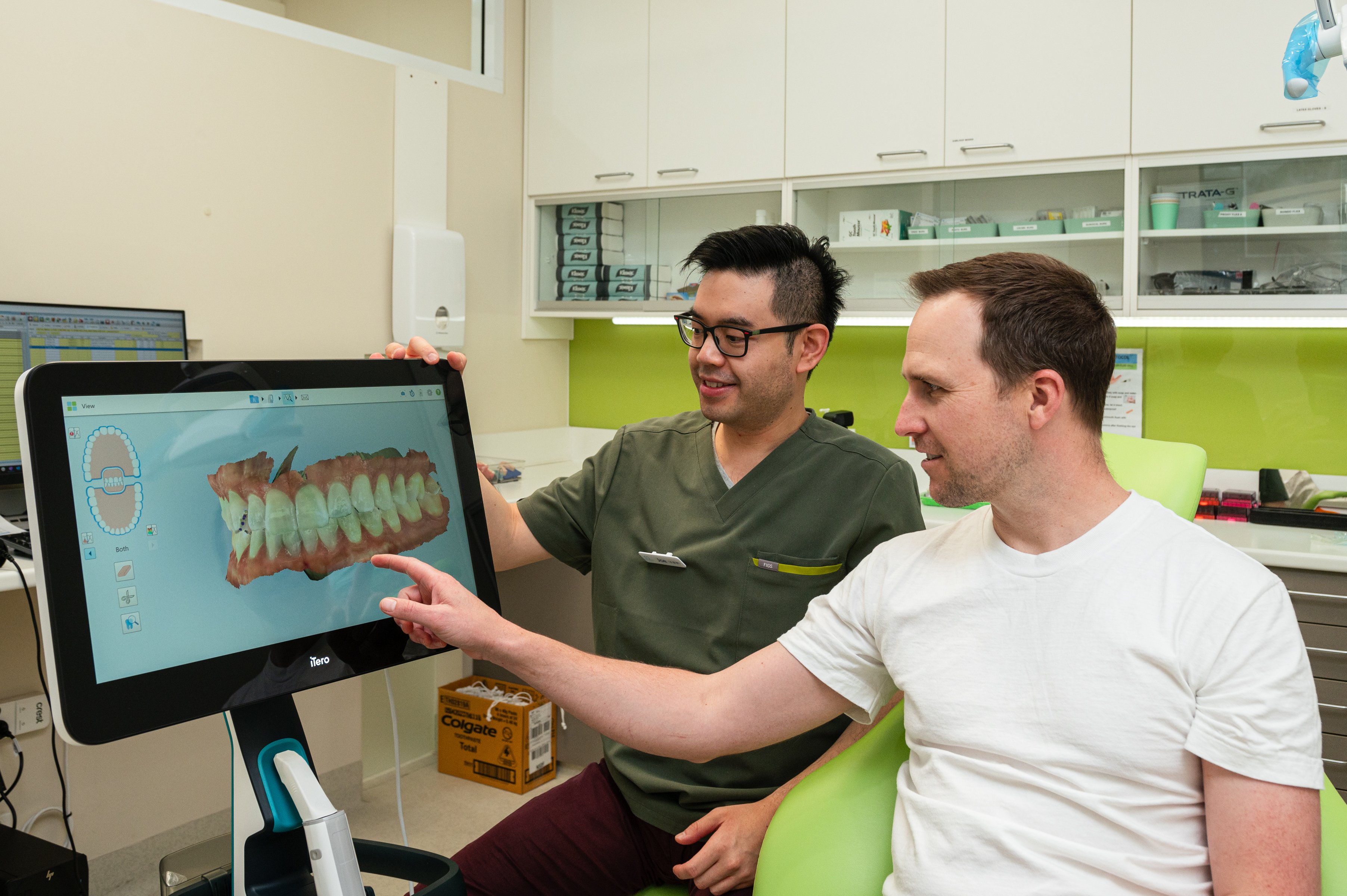 See your teeth from a dentist's perspective